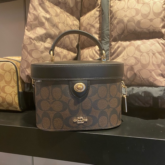Coach | Bags | Coach Kay Crossbody In Signature Canvas | Poshmark